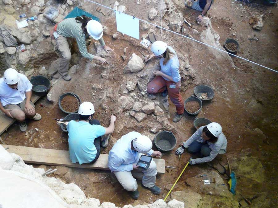 Yacimiento Arqueológico de Atapuerca, Burgos | Senditur.com Senderos ...