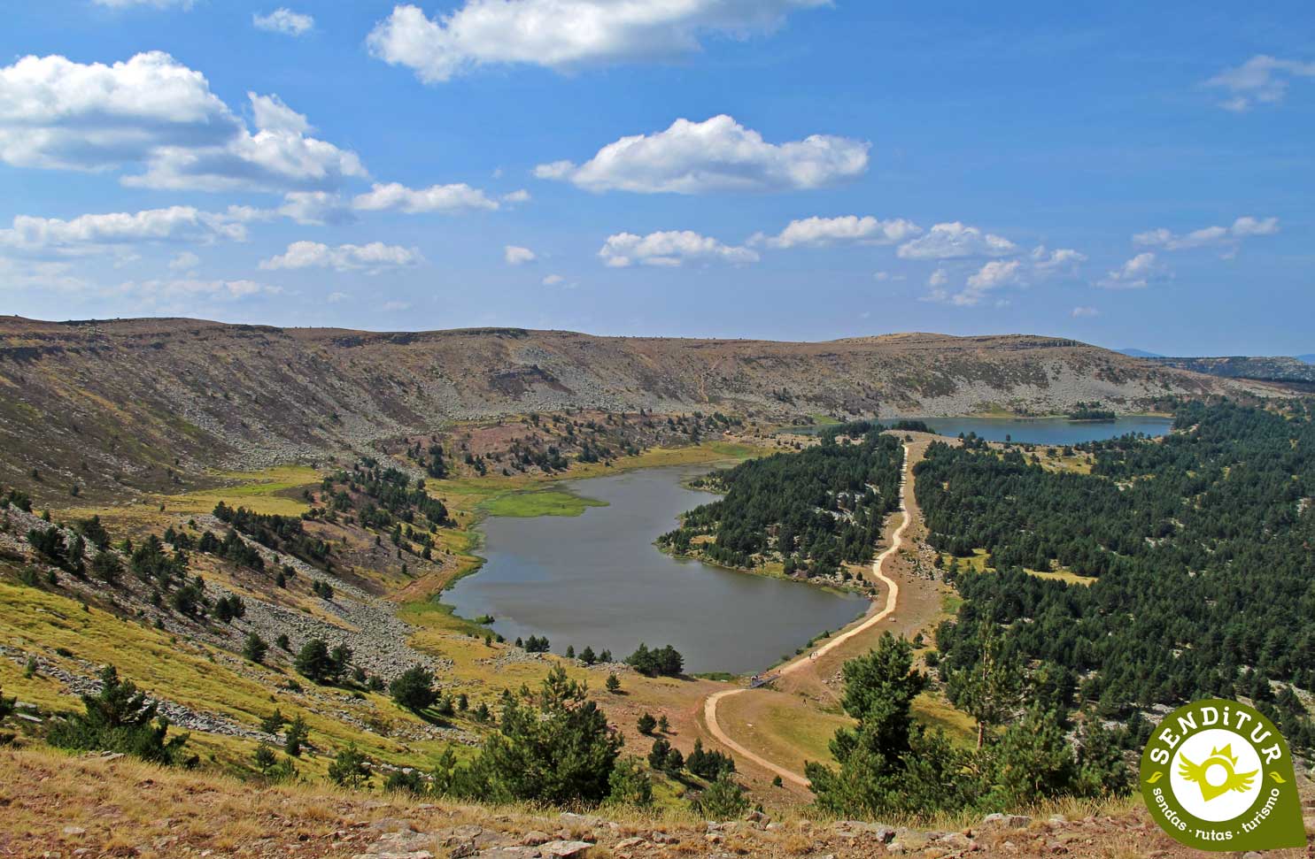 Sendero de las Lagunas de Neila, Burgos | Senditur.com Sendas, Rutas y ...